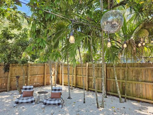 Casa Eden - Half Mile To Lauderdale Marine Center - 4 Bedrooms - 2 Bathrooms - Fort Lauderdale, FL
