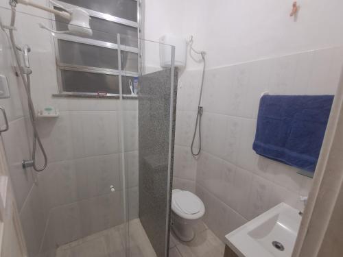 Casa Com 2 Camas Queen E 1 King Em Quartos Climatizados - Duque de Caxias