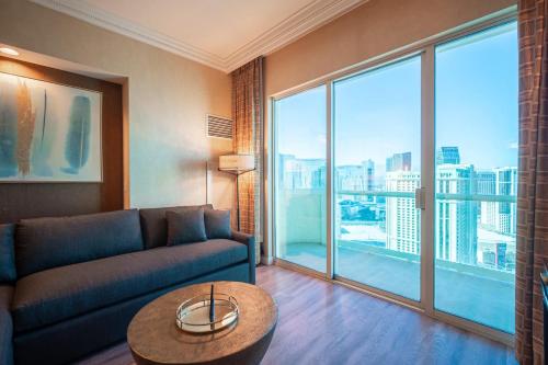 No Resort Fee Strip View Balcony+free Valet+ Pool - SEMA Show