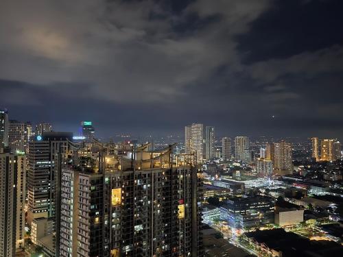 Citispace 1br Condotel Suite At Sm Light Residences #Lt13a - Makati