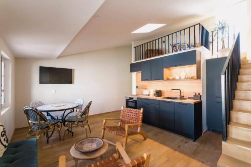 Le Petit Avignon - Chambres & Appartement A Deux Pas Du Pont D'avignon Et Du Palais Des Papes - Villeneuve-lès-Avignon