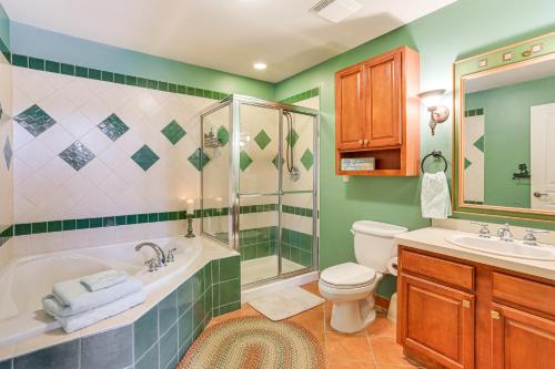 0.6 Mi To Waterpark | Pool, Hot Tub & Balcony - New Jersey