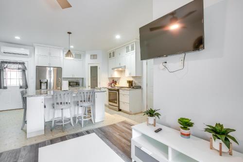 4 Mi To Lake Logan: Hocking Hills Apartment - Logan, OH