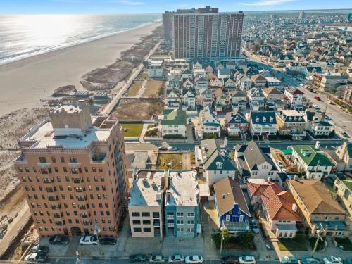 Escape To Raleigh Ave 3 Steps From The Beach - Atlantic City, NJ