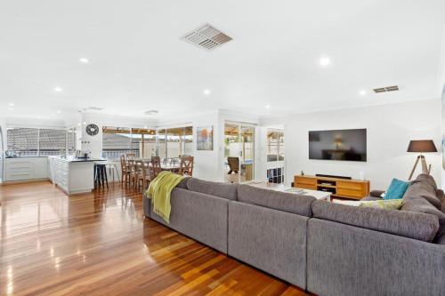 5br Retreat With Pool, Table Tennis And Pure Relaxation - Perth
