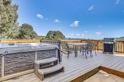 Modern Mtn Home W/ Sports Court, Near Alto Lake! - Ruidoso, NM