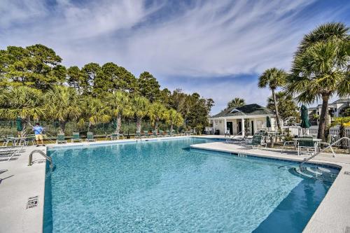 Golf, Swim & Explore: Sunset Beach Family Condo! - Sunset Beach, NC