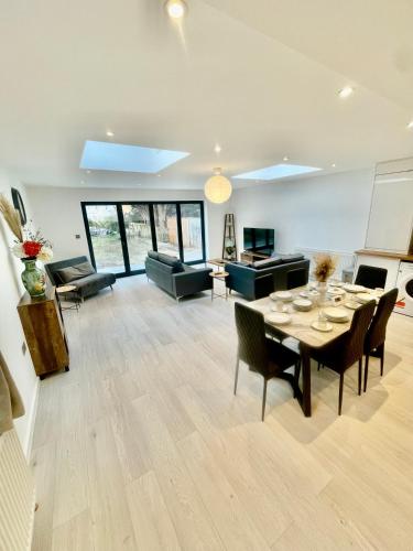Beautiful 3 Bedroom Apartment In Cambridge Sleeps 7 - Cambridge