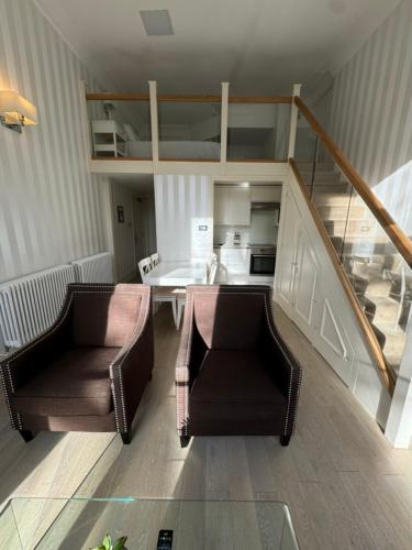 Luxury Mezzanine Apartment In Kensington / Earls Court Garden Square - Earls Court