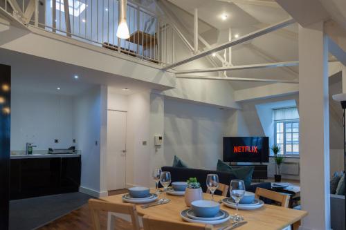 City Centre Penthouse Apartment - Leeds