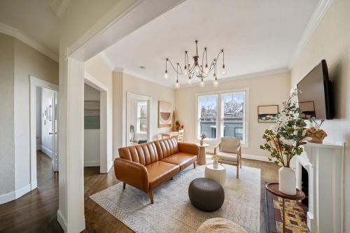 Beautiful Top Floor Getaway In Beach Town - Oakland, CA