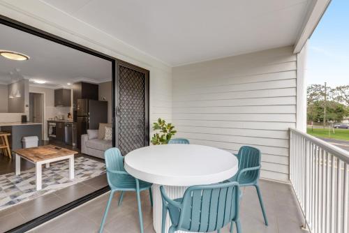 Contemporary & Convenient - City Fringe Townhouse! - Toowoomba