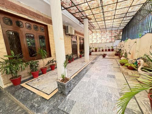 Uk Lodge - Islamabad