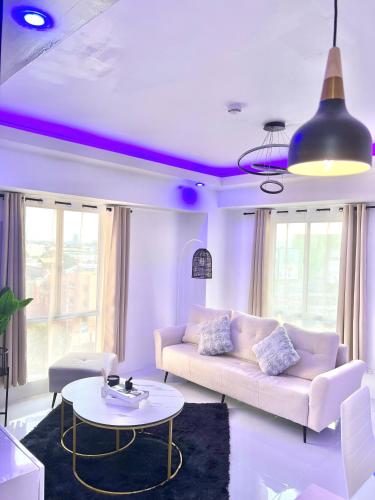 Lucky 7 Suites - Las Piñas