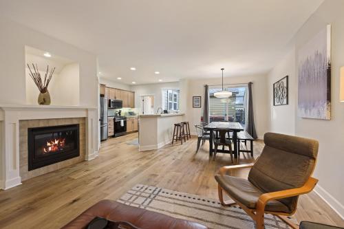 Tranquility On The Bluffs - Bend, OR