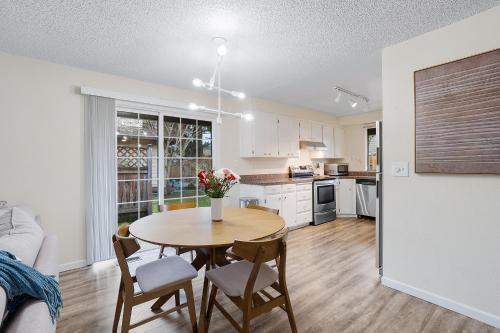 Garden Park Getaway - Wilsonville