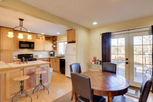 Quaint Leadville Home W/ Grill: Walk To Dtwn! - Leadville, CO