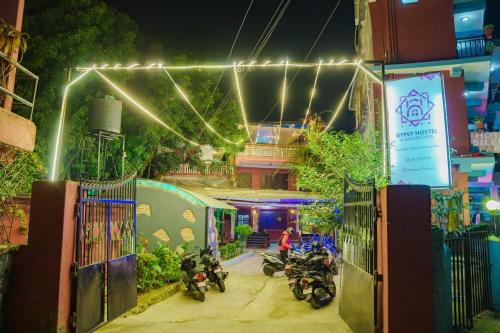 Gypsy Hostel & Backpackers - Pokhara