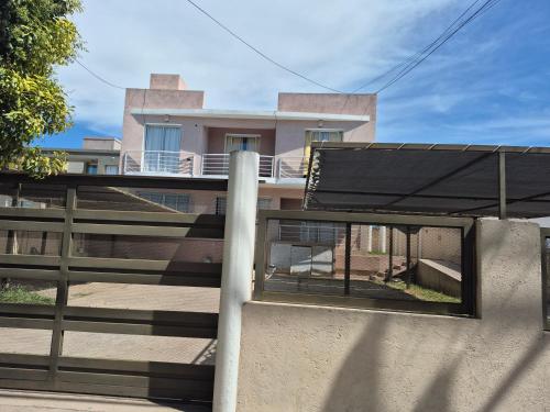 From $34 - Departamento en complejo con pileta, cerca del rio, Villa ...