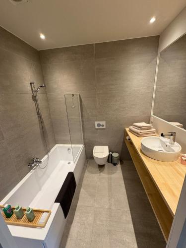 Cozy Guestroom Near City Center - Bruges
