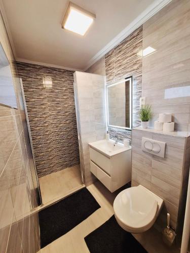 Iskolakert Apartman - Sárospatak