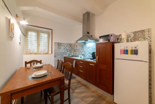 Soggiorno In Stile A Messina - Messine