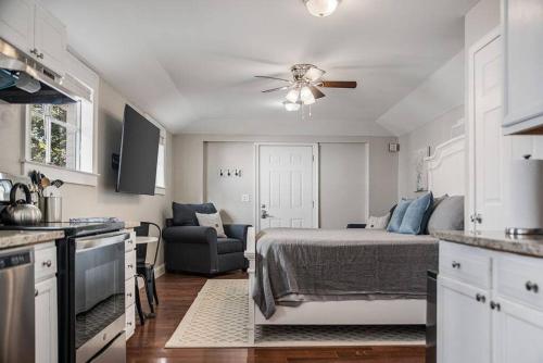 Old Dauphin Way Historic Home - Unit 1 - Mobile, AL