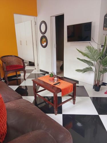 Orange Leaf Unit 1 - Durban North