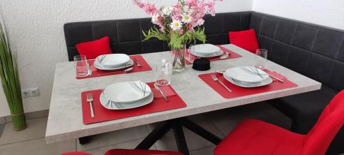 Moderne Doppelhaushalfte Mit Sud-west-terrasse - Düsseldorf
