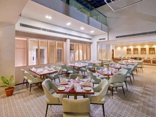 10 Top Hotels in Dwarka | Places to Stay w/ 24/7 Friendly Customer Service