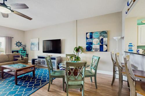 Madeira Bay Resort 509 - Treasure Island, FL