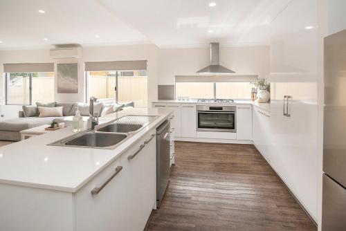 Minutes From Town And The Beach - Busselton