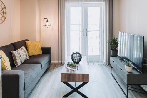 2 Bed 2 Bath Apartment Close To City Ctre Sleeps 5 -Free Parking - Old Trafford - Manchester