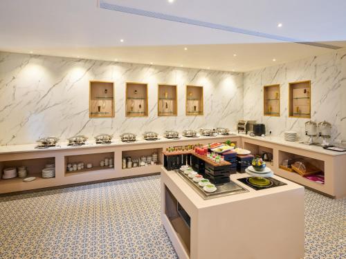 10 Top Hotels in Dwarka | Places to Stay w/ 24/7 Friendly Customer Service