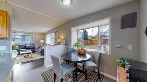 Charming Three Bedroom Home In Littleton - Roxborough State Park, Littleton