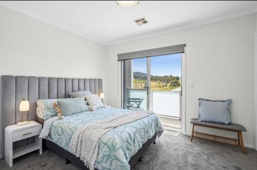 Modern Townhouse In Wright - Canberra