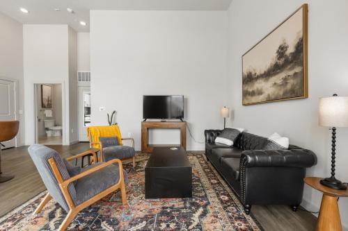 Luxury Townhouse-style Apartment Hgv 1022 - Austin, TX