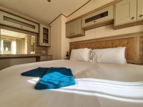 Whitstable Beaumont - Sleeps 6, 588 Ft - Whitstable
