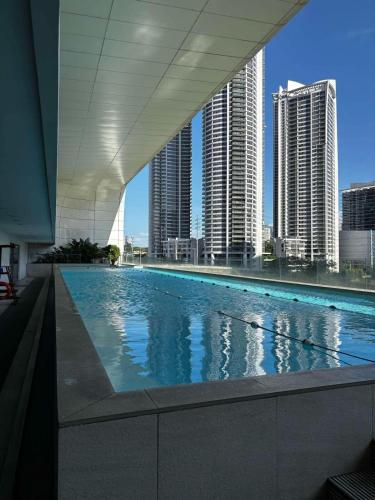 Acqua Private Residences With City View - Quezon City