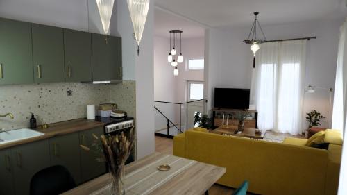 Memories House - Эдеса