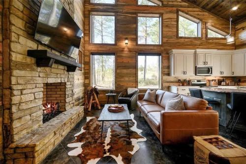 From $42pp - Cab'n America - Fire Pit Hot Tub Nice Grounds, Stephens ...