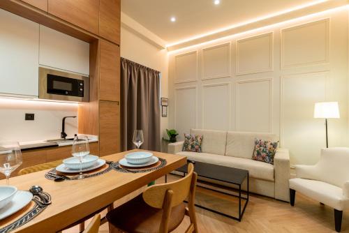 Apartamentos Alvarado 5 - Seville