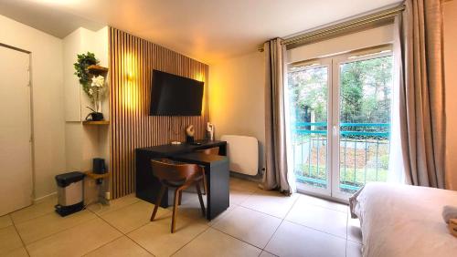 La Parisienne - Spacieux Studio Avec Parking Prive - Palaiseau