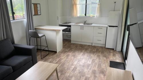 Private Country Cabin 1 Bedroom - Beerwah