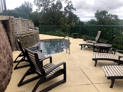 Walk-in - Panoramic View - Near Sdc - Pool - Free Tickets Included - Cliffs-i4 - Kimberling City, MO