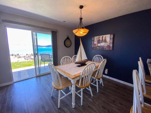Gorgeous Updated Lake View Condo 942 3 - Tony Grove Lake, UT
