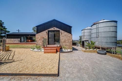 Rustic Luxury At The Old Dairy Couples Escape - Bowral