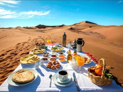 Explore Merzouga Luxury Camp - Merzouga