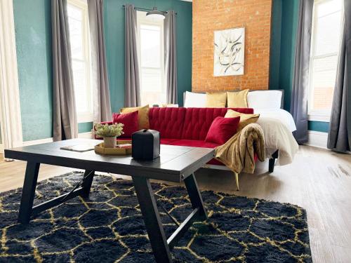 Chandler Studio Apartments - Henderson, KY