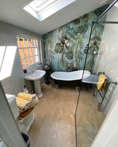 Cooks Cottage - Deal